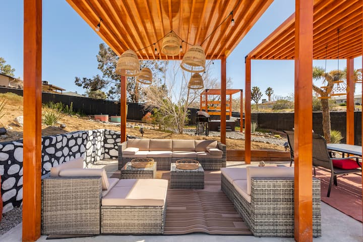 Sunsets|soakingtubs|insta-worthy|firepit|hottub - Yucca Valley, CA