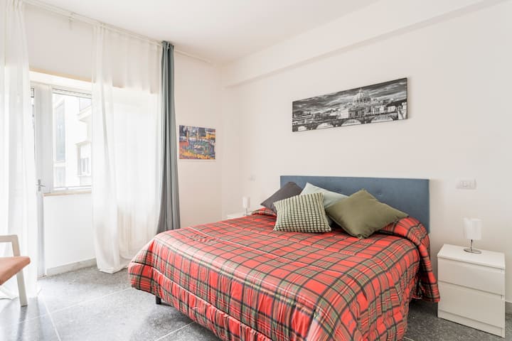 Elégant Appartement Au Vatican - 2 Pièces - 羅馬