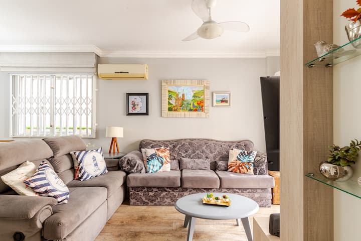 Apartamento Com Terraço Próximo A Praia Central. - Balneário Camboriú