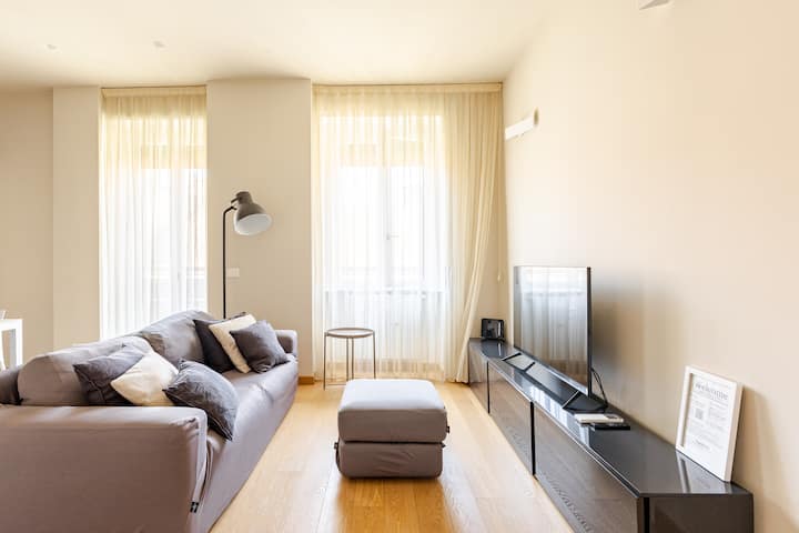 Milano Centro, Appartamento Moderno Con 2 Camere - Milan