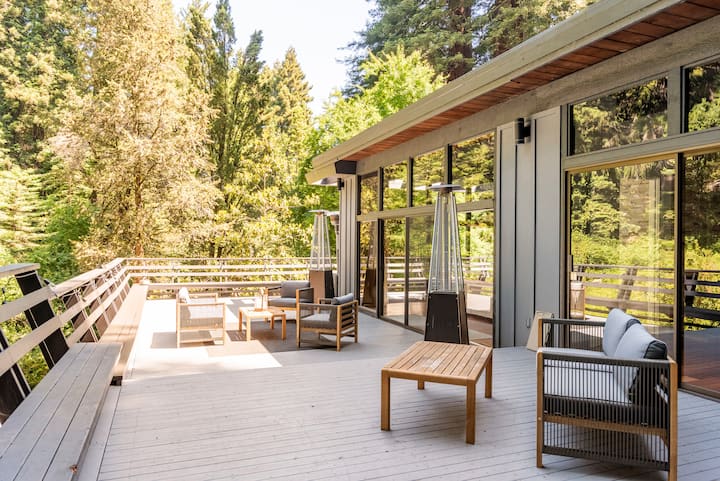 Redwood Retreat • Walk To Mountain Terrace - Woodside, CA