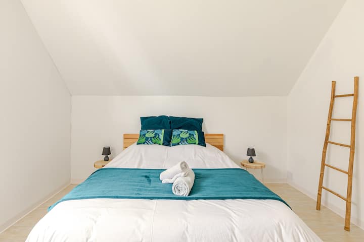 Chambre Dans Grande Maison - Saarbrücken