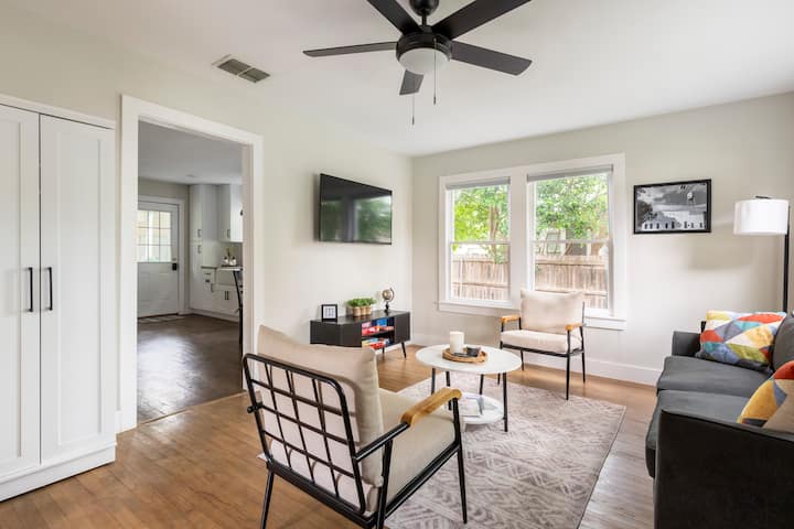 The Castell Haus - New Braunfels, TX