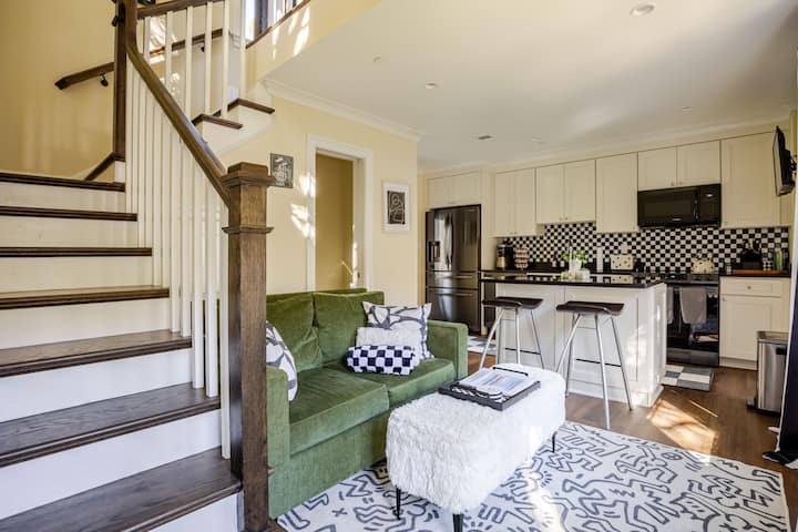 Palisades Carriage House #Peacelove&parking - Bethesda, MD