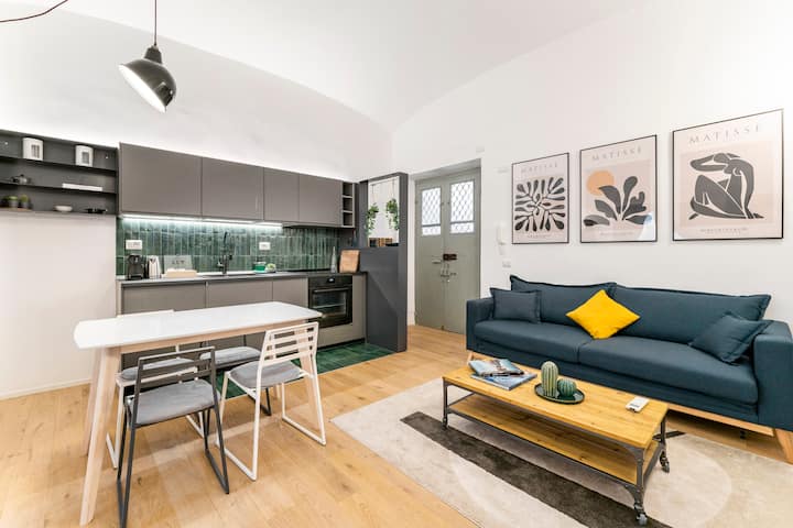 Cozy Trastevere Loft · Balcony · High Ceilings - Rom