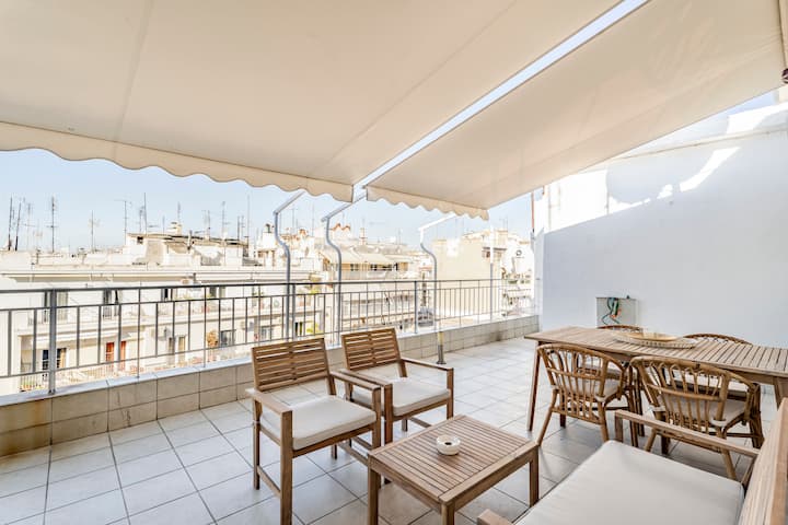 Adam's Apartment With Large Sunny Balcony - Thessaloniki