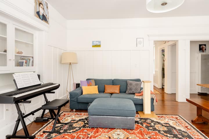 Sunny Detached Room In Noe—24 St Bart - San Francisco, CA