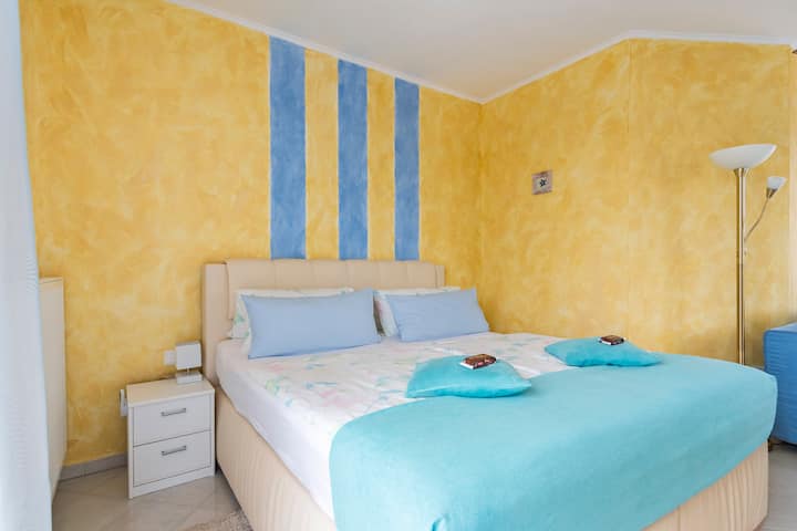 Relax Im Traumboxspringbett - Arzachena