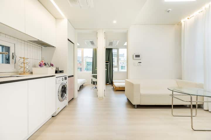 2룸&테라스하우스&무료주차/24시간셀프여행가방보관/최대5인/도보지하철2분/엘리베이터 - Seul