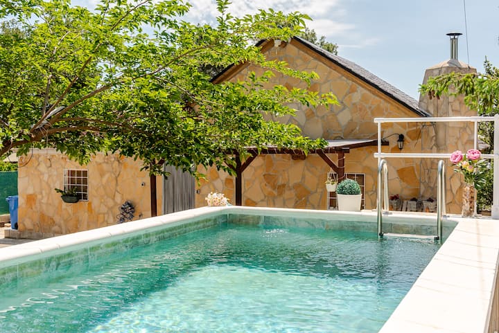 Casita Rural  Con Piscina - Igualada