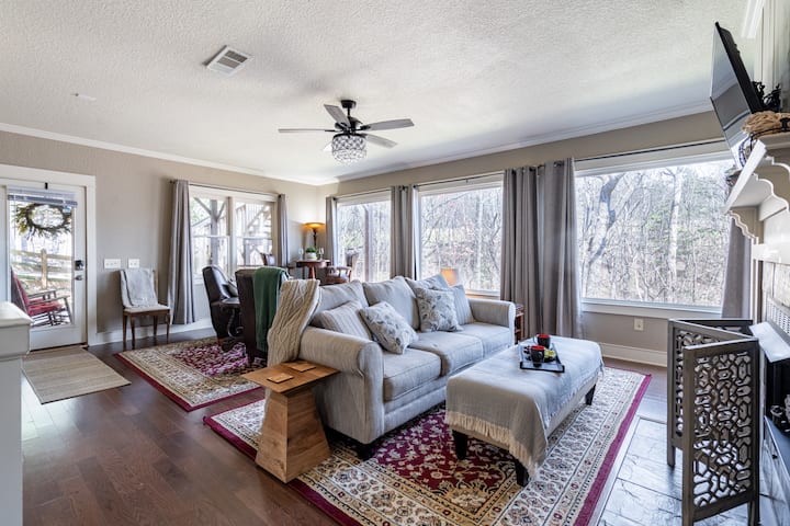 Woodland Run | King Bed • Theater • Pets Welcome! - Canton, GA