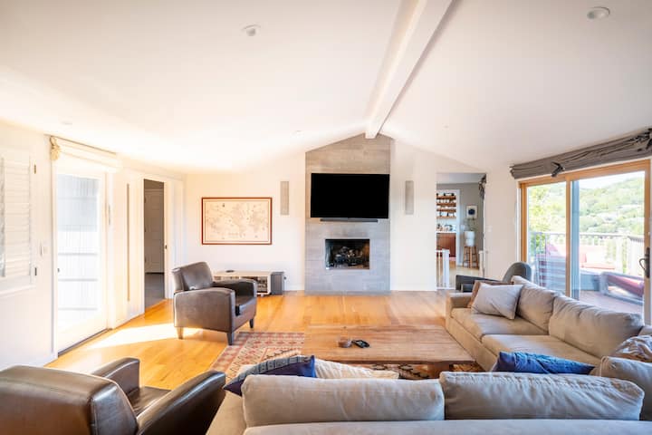 3br Sun Drenched Family Friendly Oasis W/ Sf Views - Tiburon