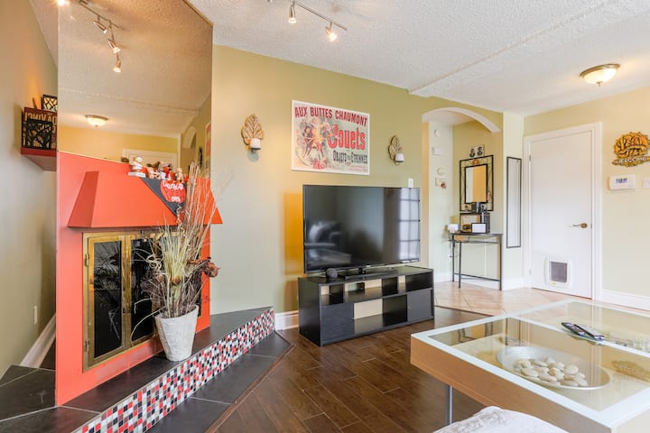 Cozy 2 Bedroom Close To Downtown - Montreal