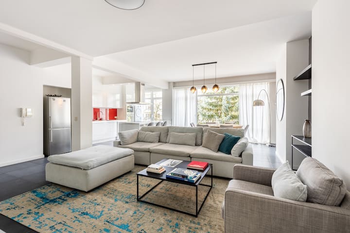 Roosvelt | Safe And Secure Area | Brussels Center - Bruxelas