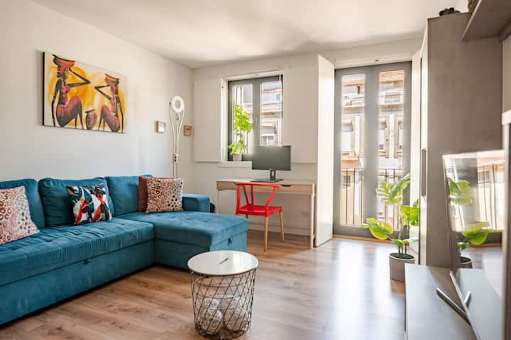 Central Modern Apt Front Metro - Oporto