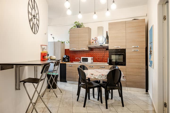 Luxury Apartment 6br Close To Colosseo - Lazio