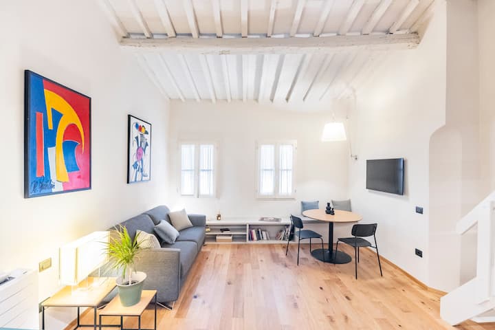 B-suite | Top-floor Charming Apartment - Florencia