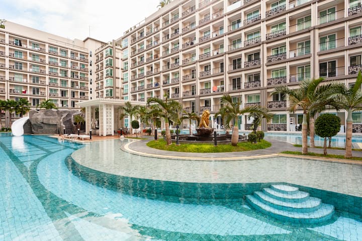 Dusit Grand Park 2 Pool, Gym, Sauna. - Pattaya City