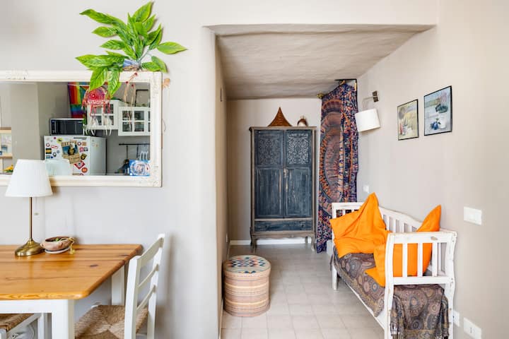 Room With Terrace (Pedestrian Street) In Down Town - Sicile