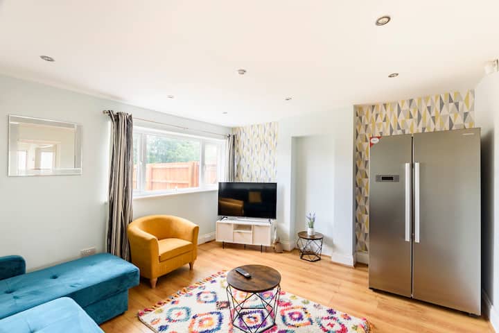 Overbury Lodge, Birmingham With Free Parking - Bromsgrove