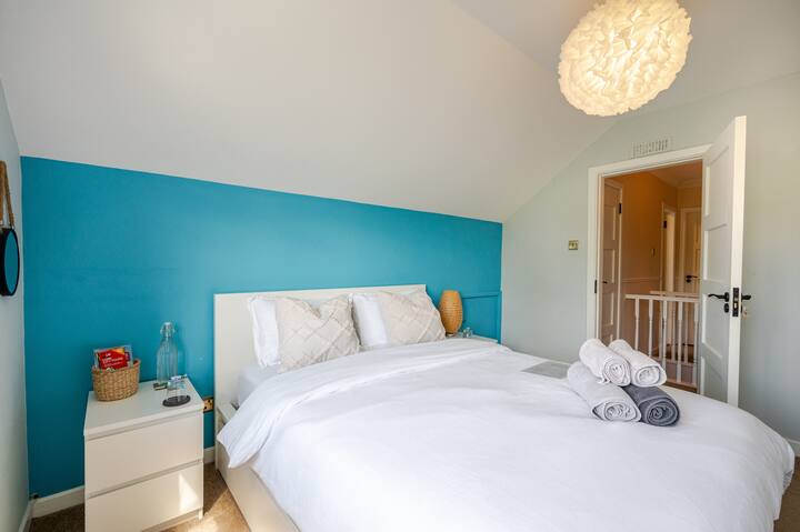 Spacious Double Room - Cork