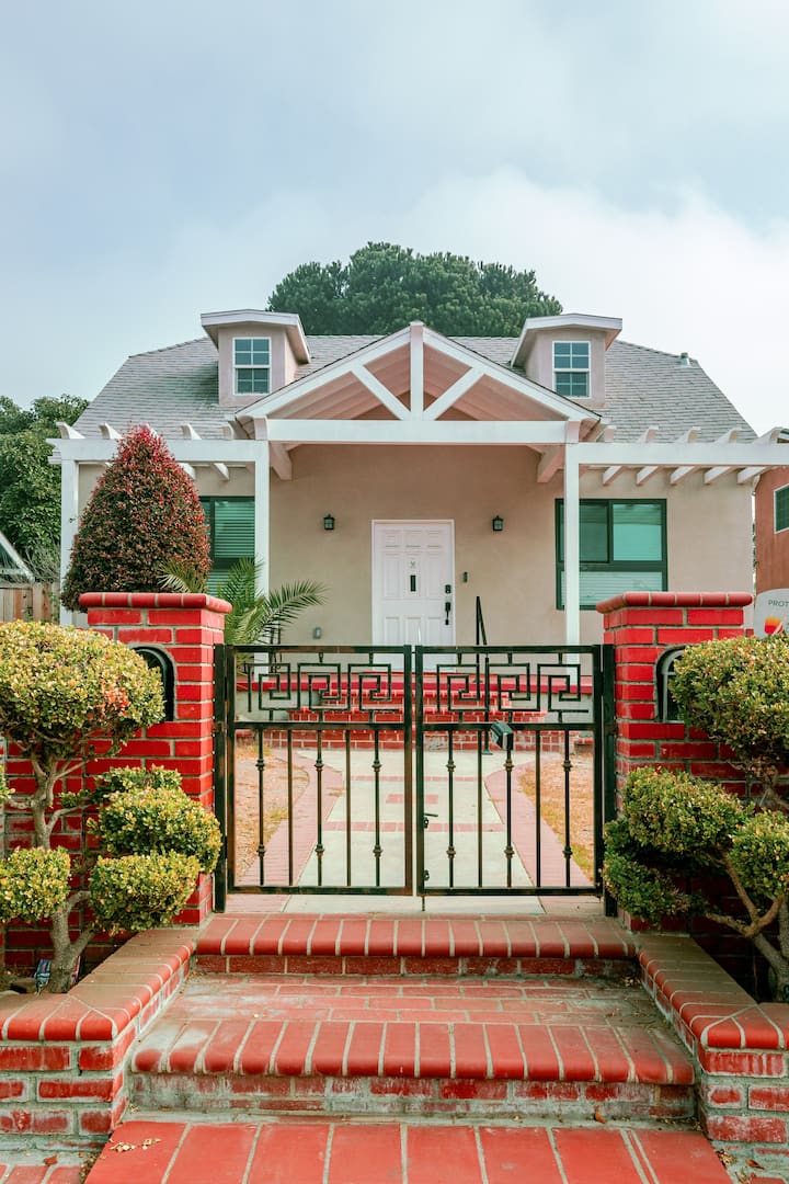 4br Stylish Stay Near Usc - Los Ángeles, CA