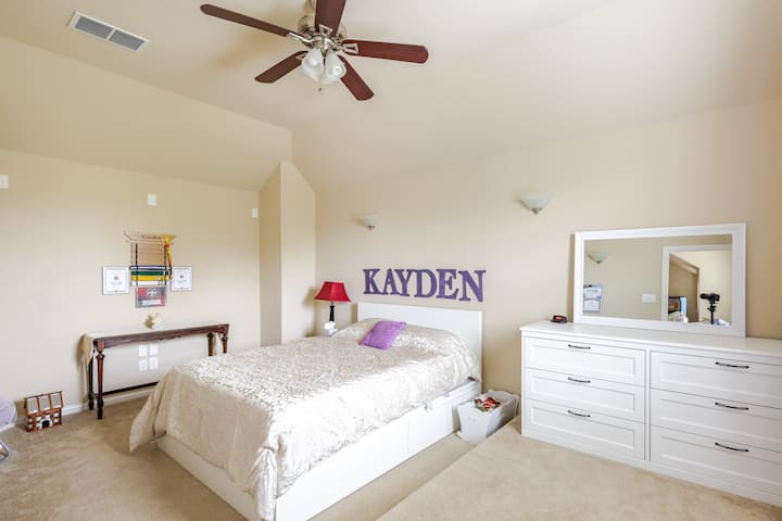 Clean, Quiet & Comfortable Private Room! - Frisco