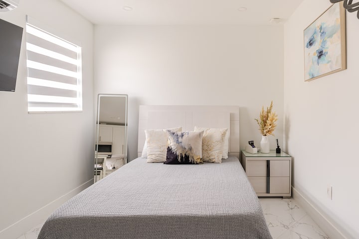 Escape To Miami Lux Studio,near Everything Inmiami - Miami, FL