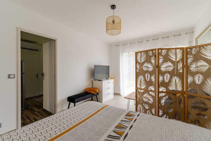 Appartement Neuf, Indépendant Et Climatisé - Pérouges