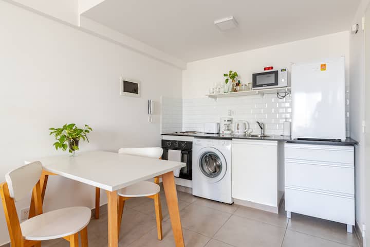 Estudio En Palermo  100m De Los Arcos (B) - Buenos Aires