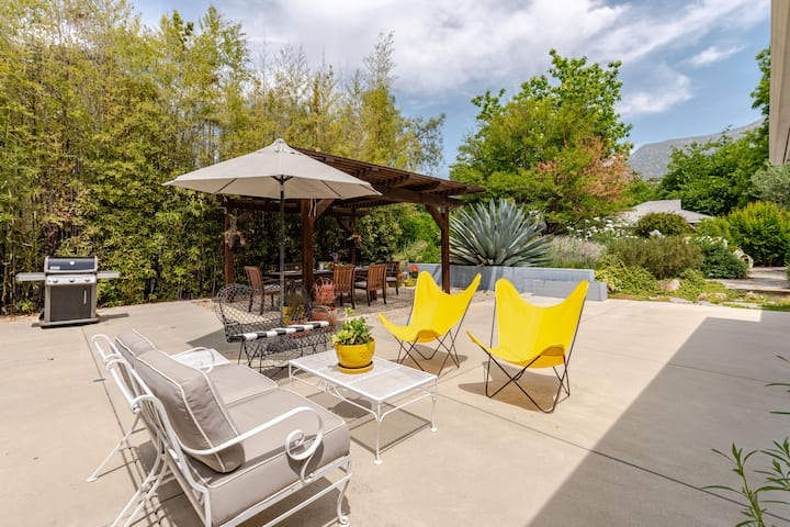 Bright Retro A Relaxed Mid-century Retreat In Ojai - Ojai, CA