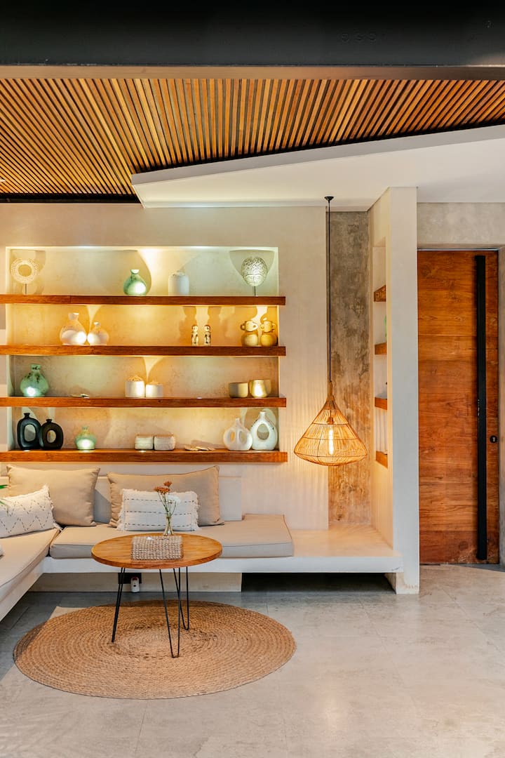 A Private Romantic Villa Experience In Seminyak - Bali