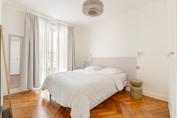 Joli Appartement Dans Le Centre De Paris - Paris