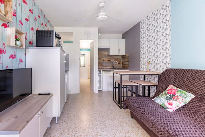 Studio Cabine Avec Terrasse Et Jardinet - Parking - La Grande-Motte