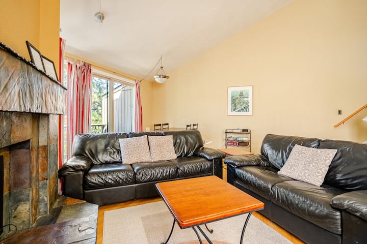 Mt. Bachelor Village Apartment - Bend, OR