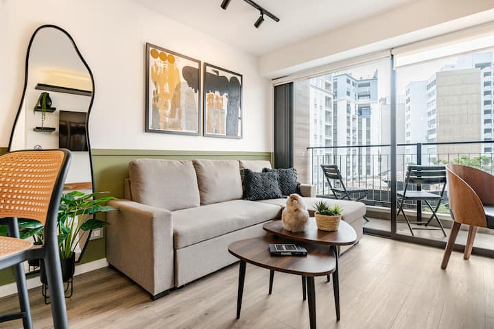 San Isidro Elegant Executive + Ac + Street Balcony - Lima