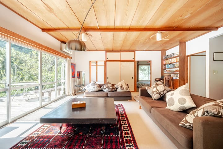 Shimoda Beach House, 5 Bedrooms - Shimoda