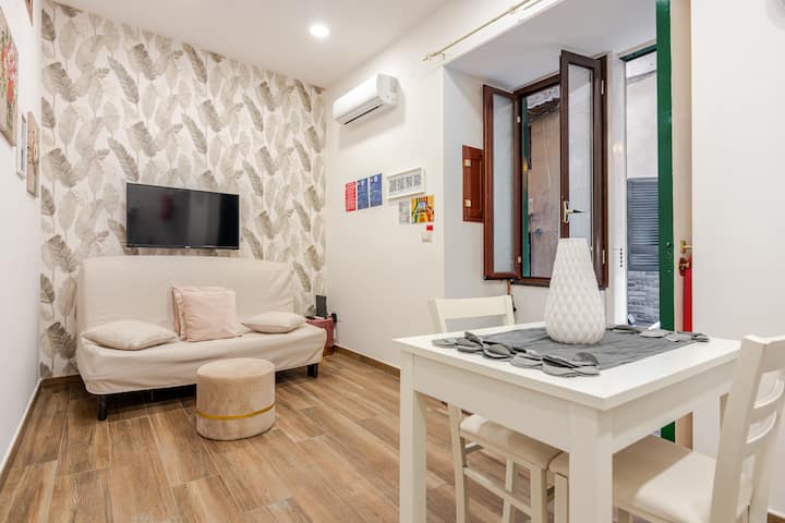 500mt. Dal Centro Storico |Tipico & Comfort - Naples