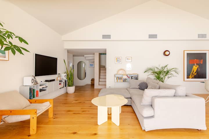 Superbe Maison Rénovée Au Calme Avec Piscine. - Anglet