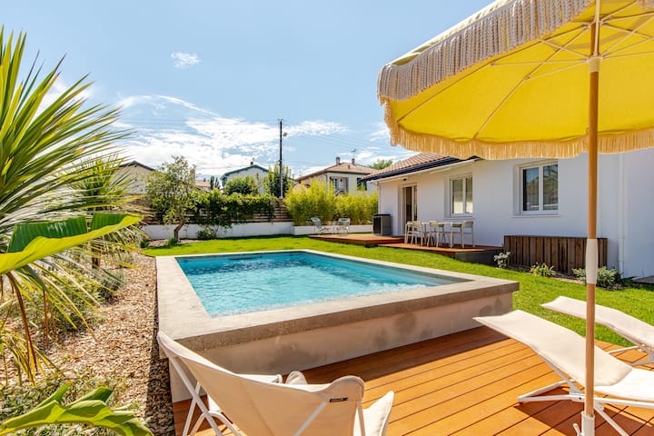 Superbe Maison Rénovée Au Calme Avec Piscine. - Anglet