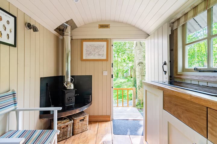 Tom's Hut - Cotswolds