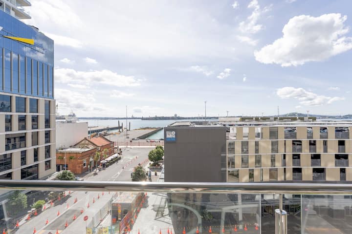 Shared  Beautiful Cbd Auckland Modern Apartment - Auckland