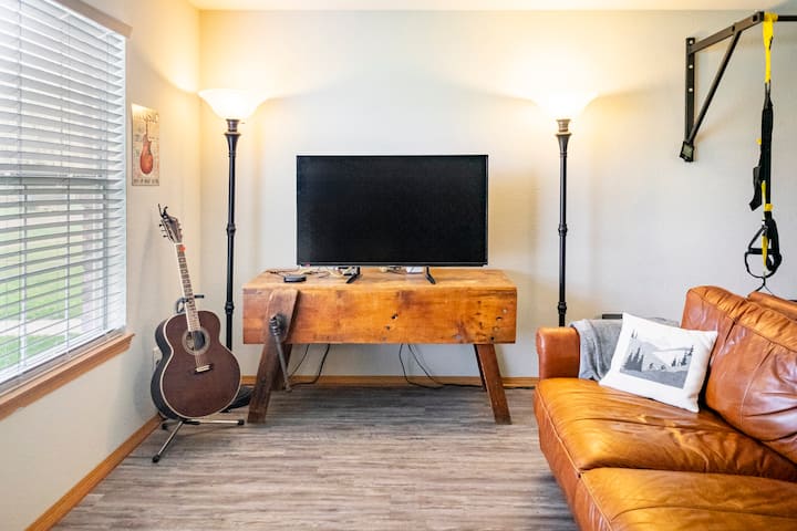 Master-suite In Downtown Bentonville - Bentonville, AR