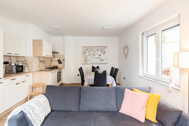 Cuckoo's Alpine Nest Apt. 6 - Lesce