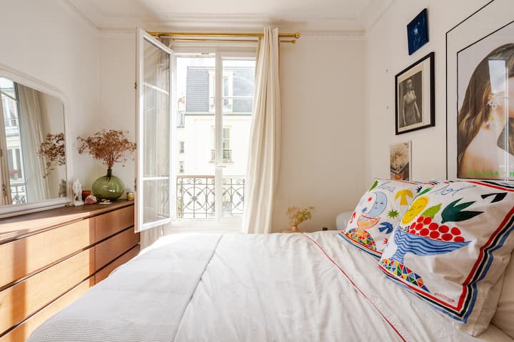 Chambre Lumineuse Et Cosy à Montmartre - Paris