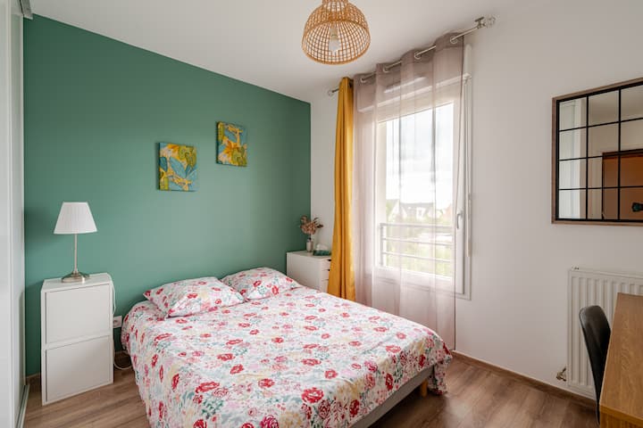 Chambre D'hôte
Proche Cdg * Parc Astérix * - Goussainville