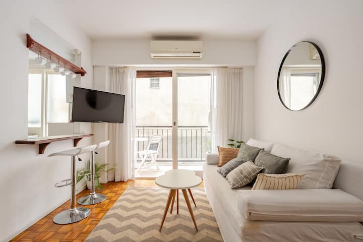 Departamento 2 Dormitorios En Recoleta - Recoleta