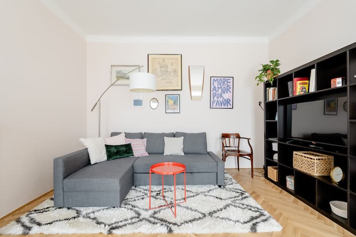 Cozy Apartment Near Schönbrunn, Centrally Located - Vienna