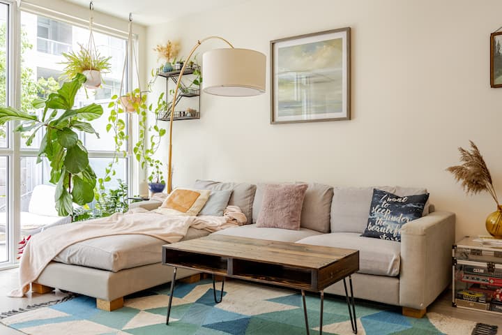 Downtown Oasis With Serene Patio - Toronto
