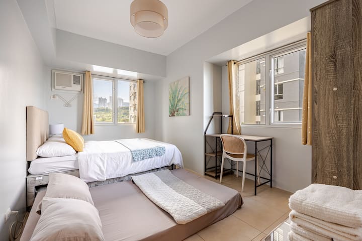 Spacious One Bedroom Unit In It Park - Cebu
